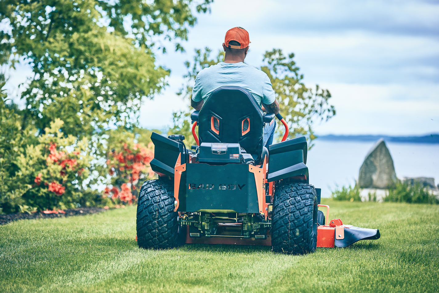 Bad Boy ZT Elite - Zero-Turn Riding Lawn Mower - 2025 Model | Deck Siz ...